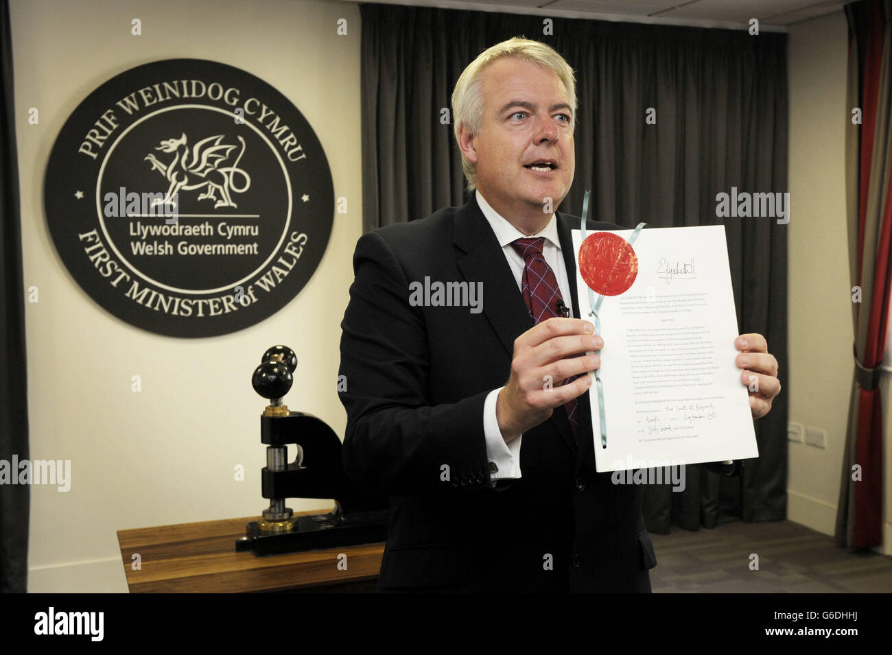 Displays letters hi-res stock photography and images - Alamy