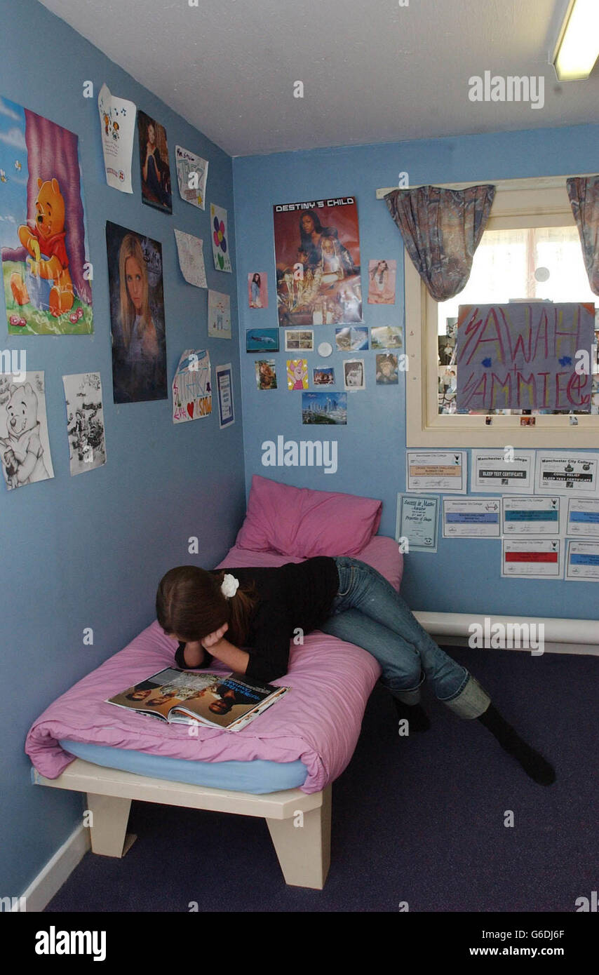Young offender in her own room at Rainsbrook Secure Training Centre ...