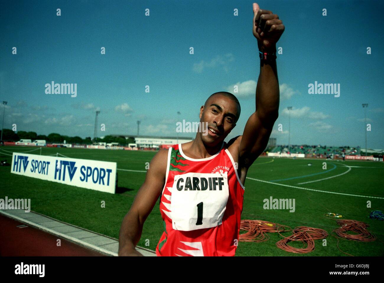 25-MAY-96 ... Welsh Games ... Wale's Colin Jackson salutes the crowd ...