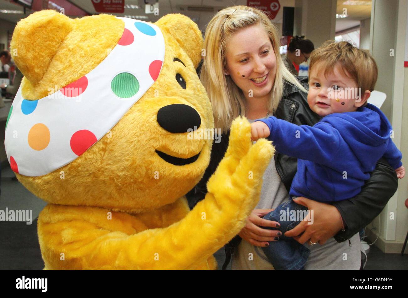 Children in Need's Pudsey Bear meets customers Heidi Tambey and 11 ...