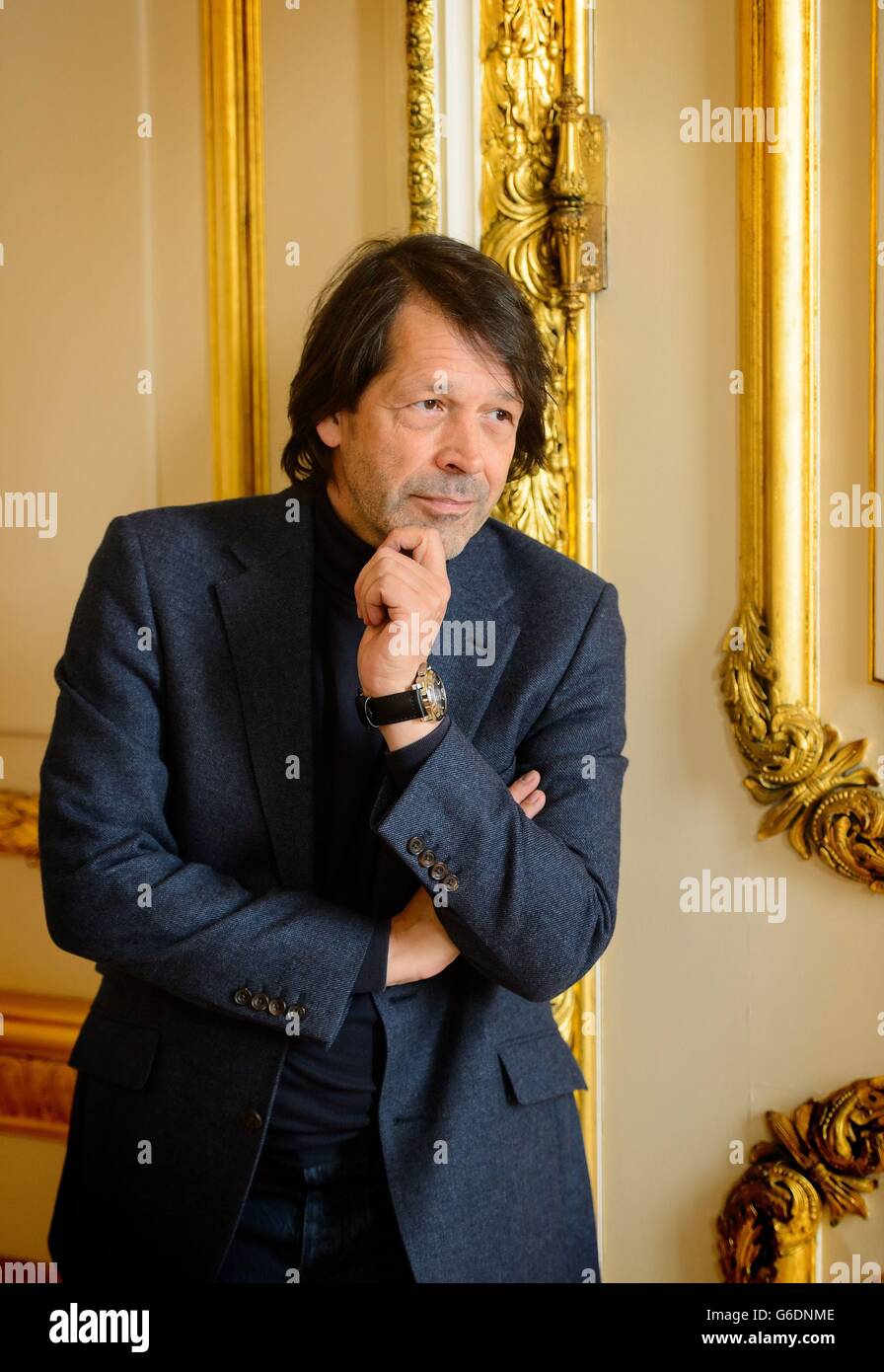 Peter saville design hi-res stock photography and images - Alamy
