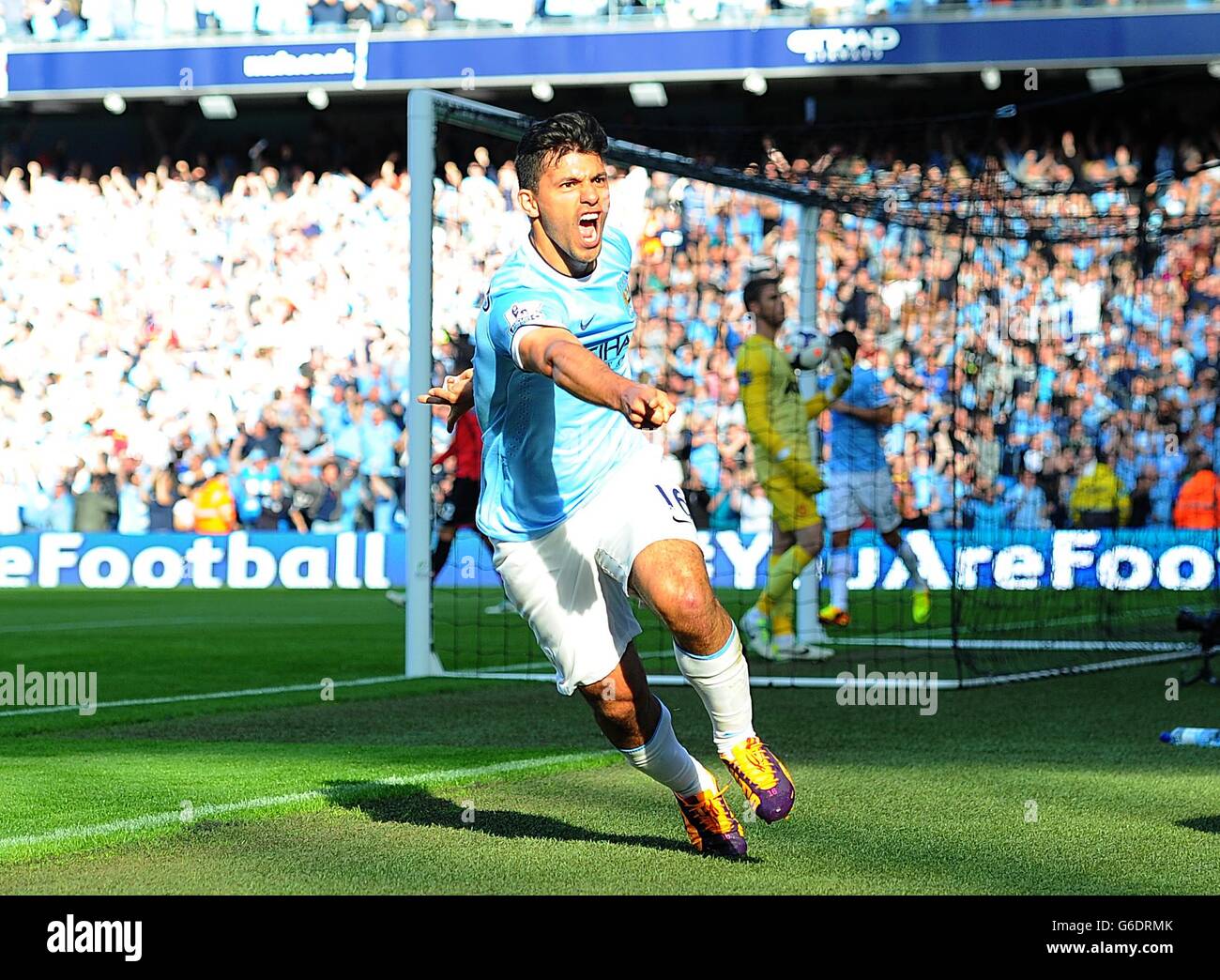Manchester Citys Sergio Aguero Celebrates Scoring His Sides First