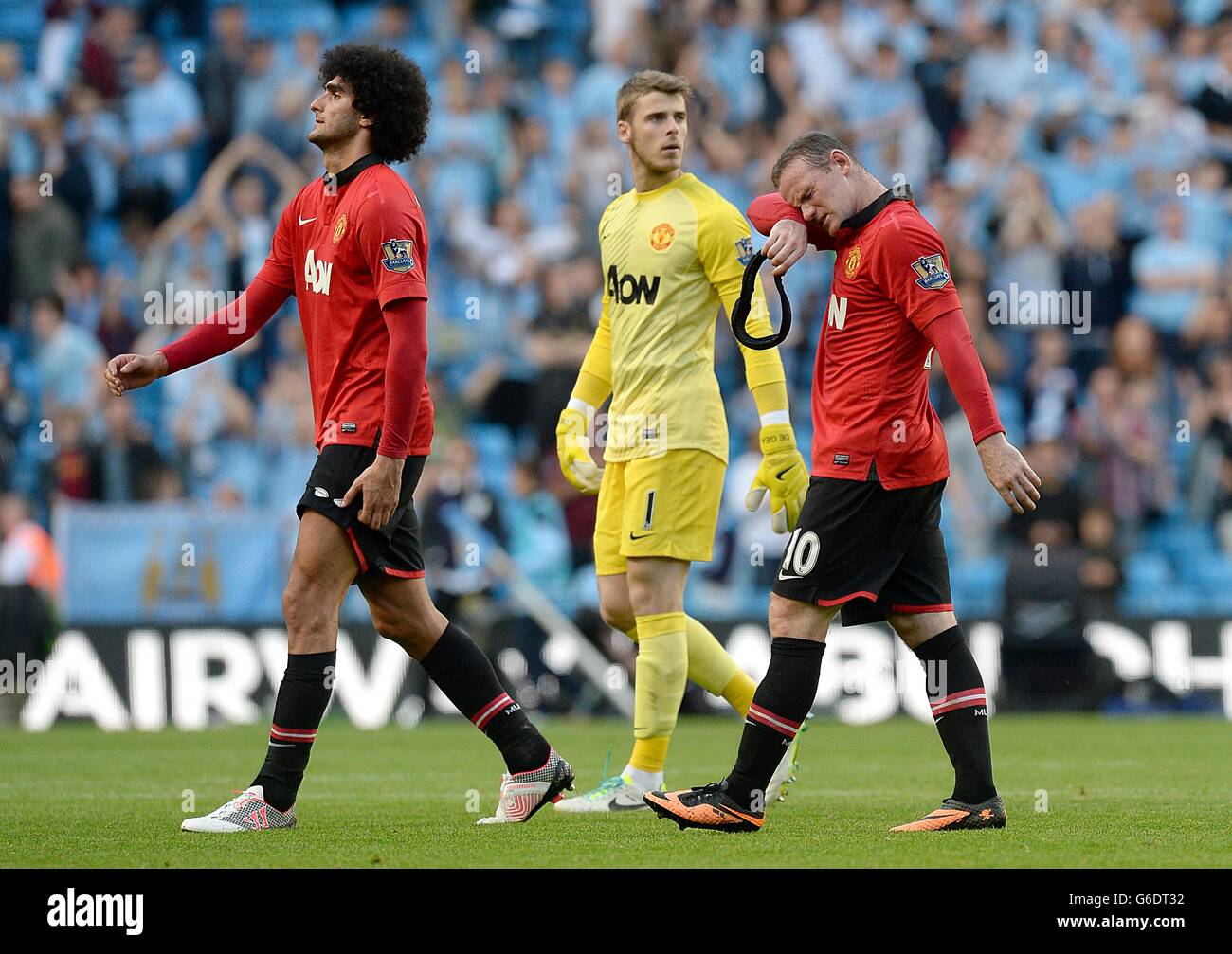 Manchester United's Marouane Fellaini (left), David De Gea (centre) and ...