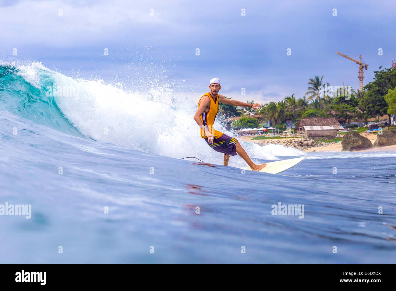 Wave away hi-res stock photography and images - Alamy