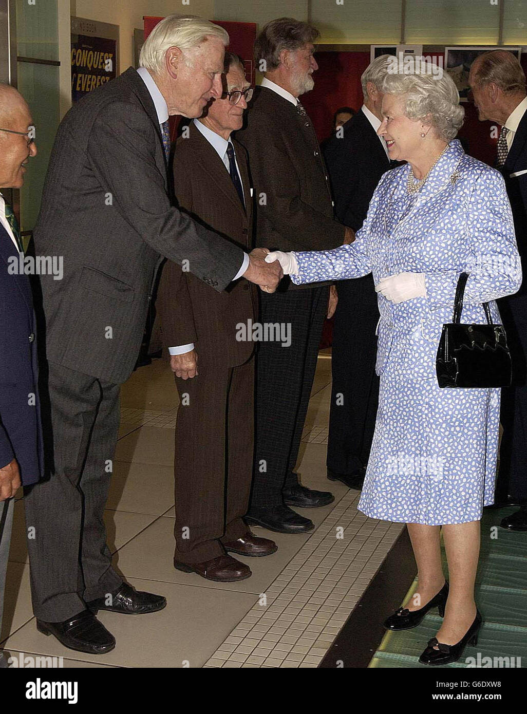 1953 everest hi-res stock photography and images - Alamy