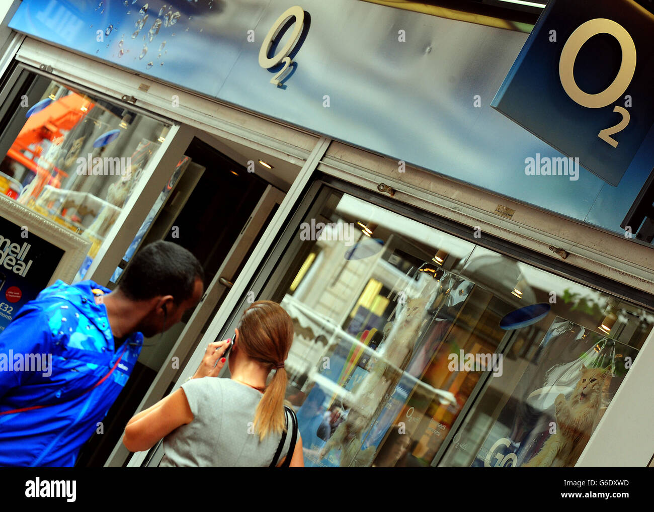 O2 birmingham hi-res stock photography and images - Alamy