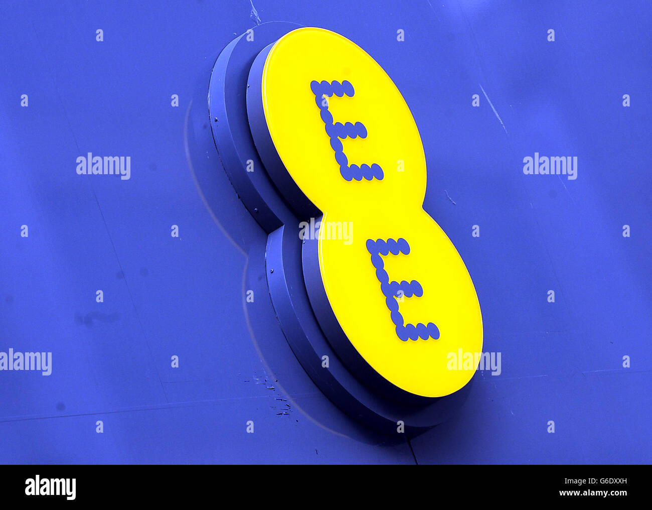 General view of an ee shop and logo in birmingham hi-res stock ...