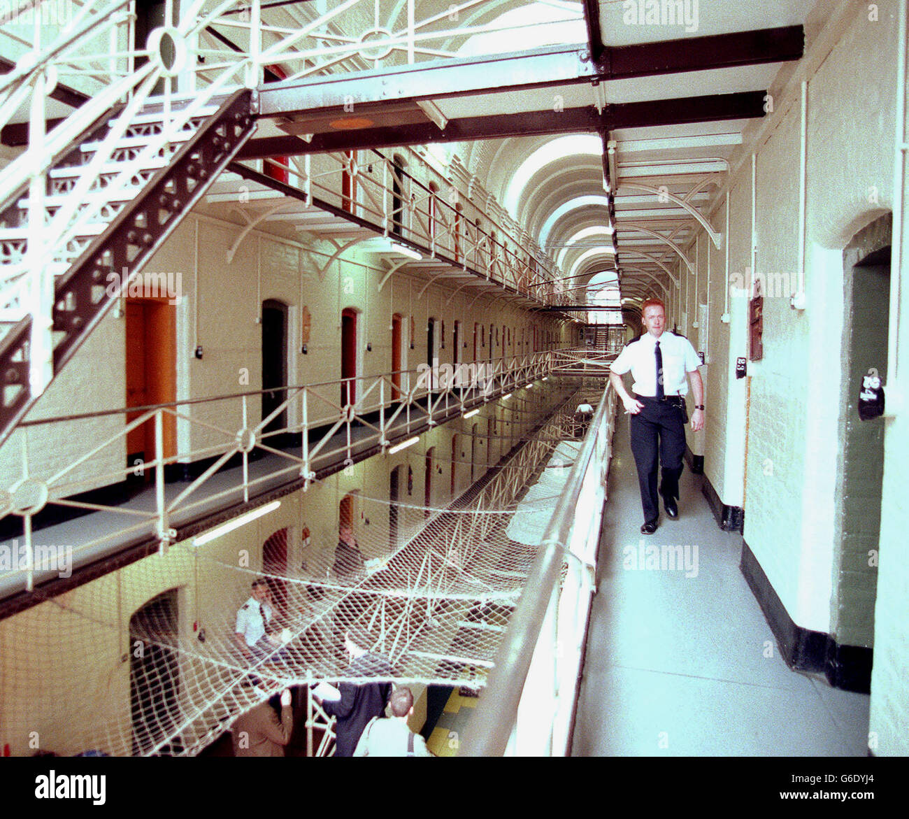 The oldest un refurbished wing inside wandsworth prison hi-res stock ... The oldest un refurbished wing inside wandsworth prison hi-res stock ...