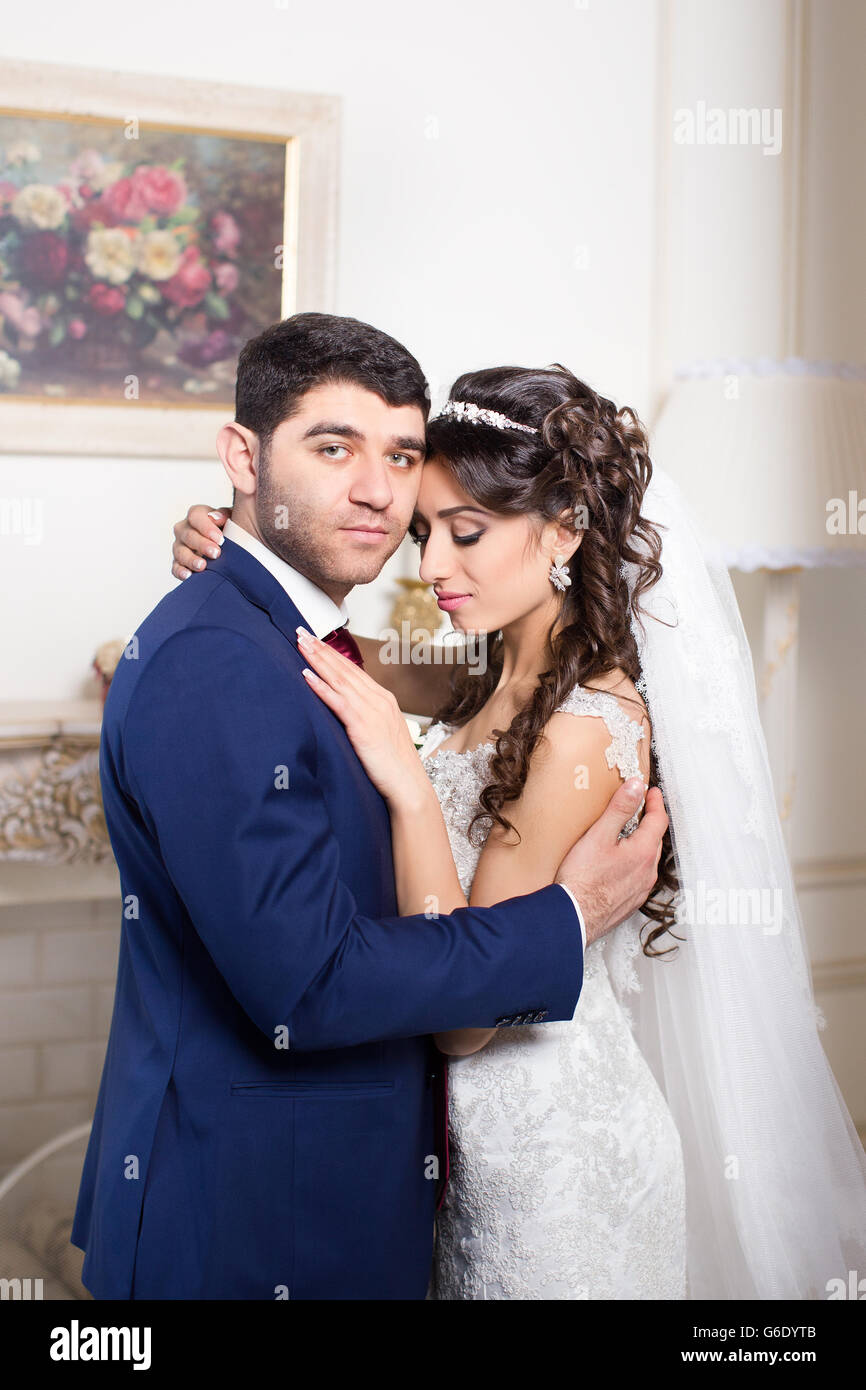 Italian wedding couple Stock Photo - Alamy
