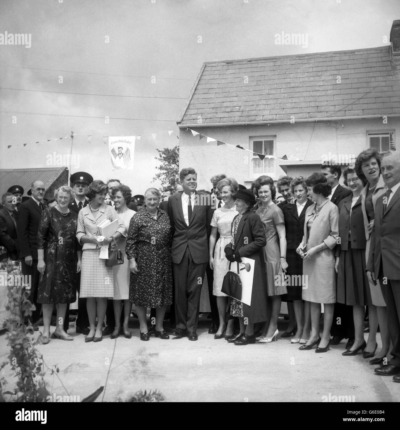 Kennedy ireland 1963 hi-res stock photography and images - Alamy