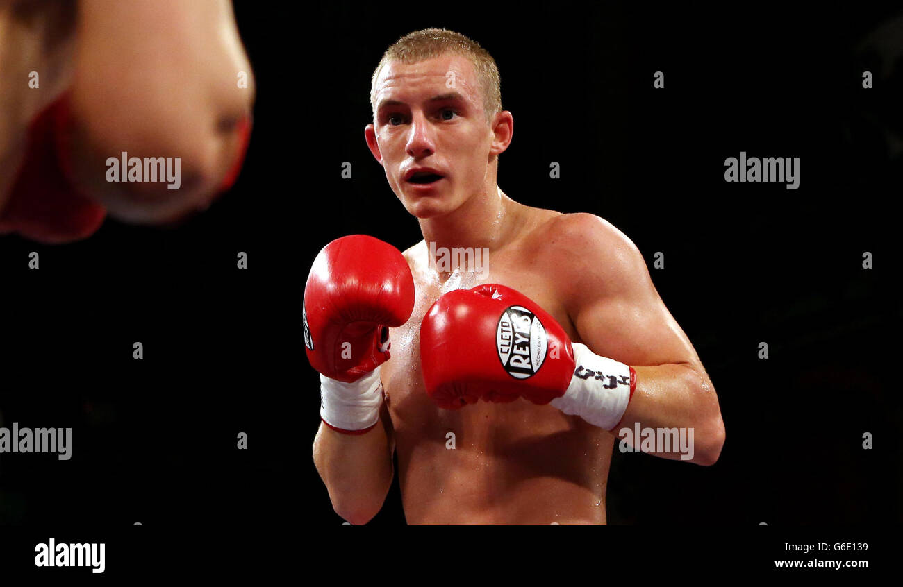 Boxing liverpool olympia hi-res stock photography and images - Alamy