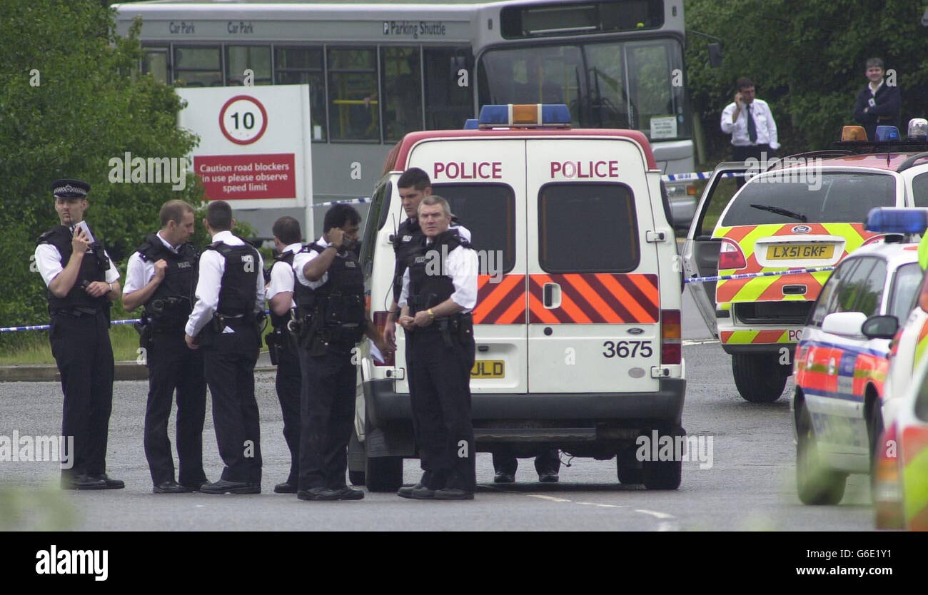 Reports to police hi-res stock photography and images - Alamy