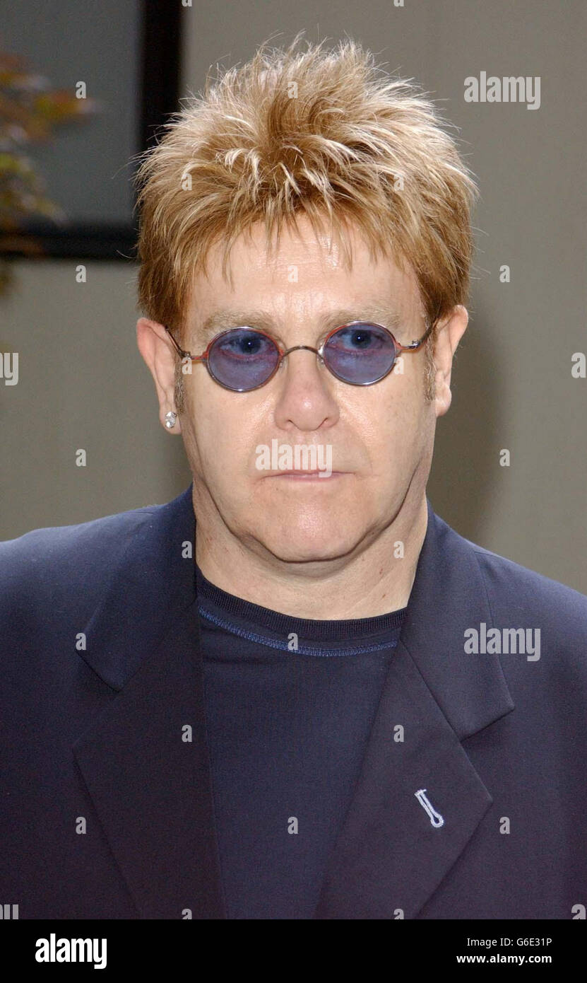 Elton John - Royal Free Hospital Stock Photo - Alamy