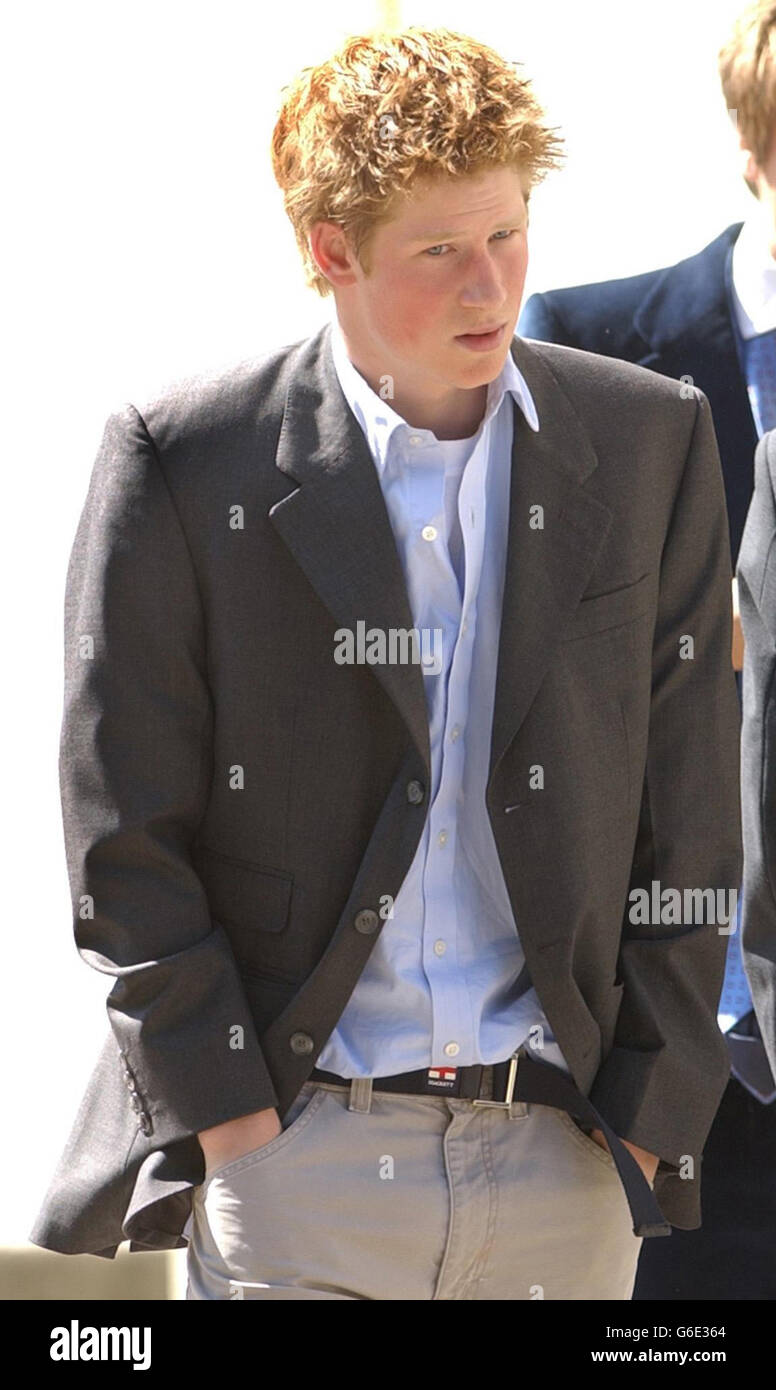 Harry spent eton schooldays boarding manor house hi-res stock ...