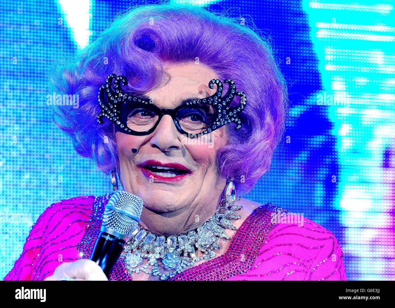 Showbiz specsavers head shot headshot purple hair mangdm hi-res stock ...