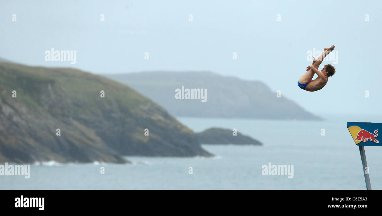 Gary hunt hi-res stock photography and images - Alamy