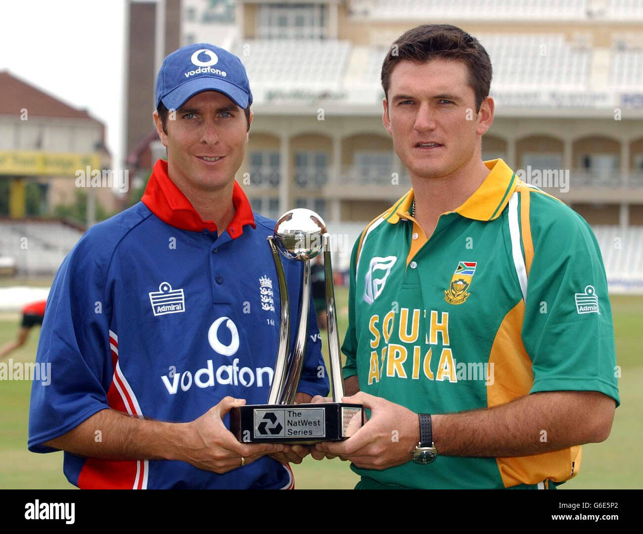 Cricket trophy michael vaughan hi-res stock photography and images - Alamy