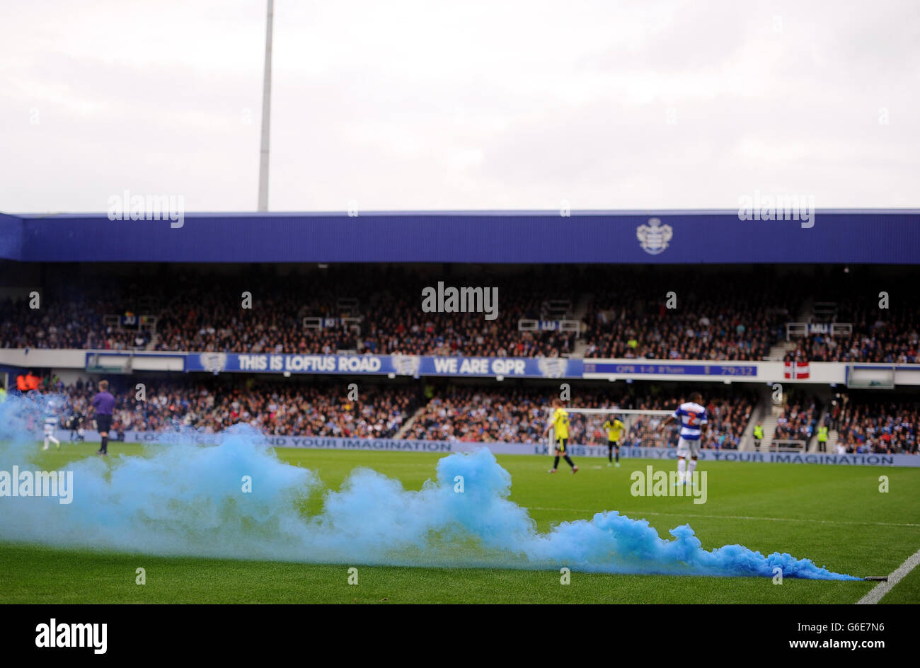 Football pitch flare hi-res stock photography and images - Alamy