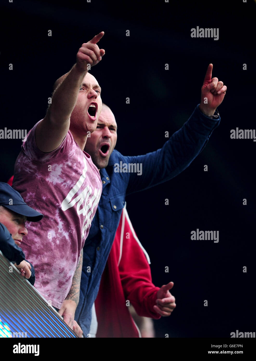 Rangers fans angry hi-res stock photography and images - Alamy