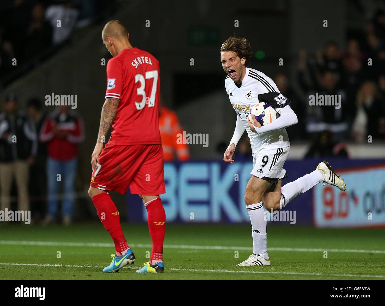 Soccer - Barclays Premier League - Swansea City v Liverpool - Liberty ...