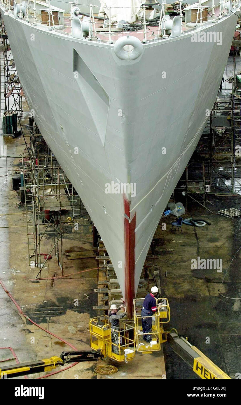 HMS Nottingham repairs Stock Photo - Alamy