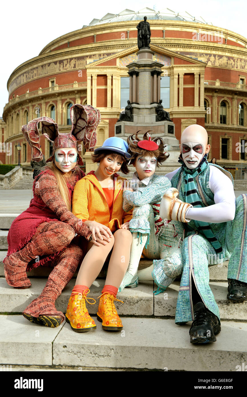 Cirque du soleil performers outside the royal albert hall hi-res stock ...
