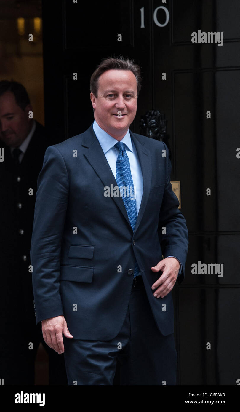 Prime Minister David Cameron welcomes his Libyan counterpart Ali Zeidan ...