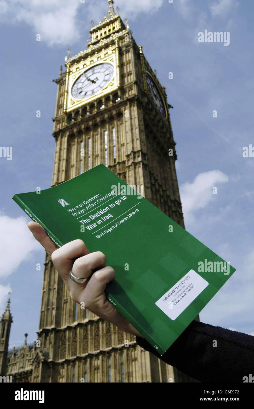 War in Iraq dossier Stock Photo - Alamy