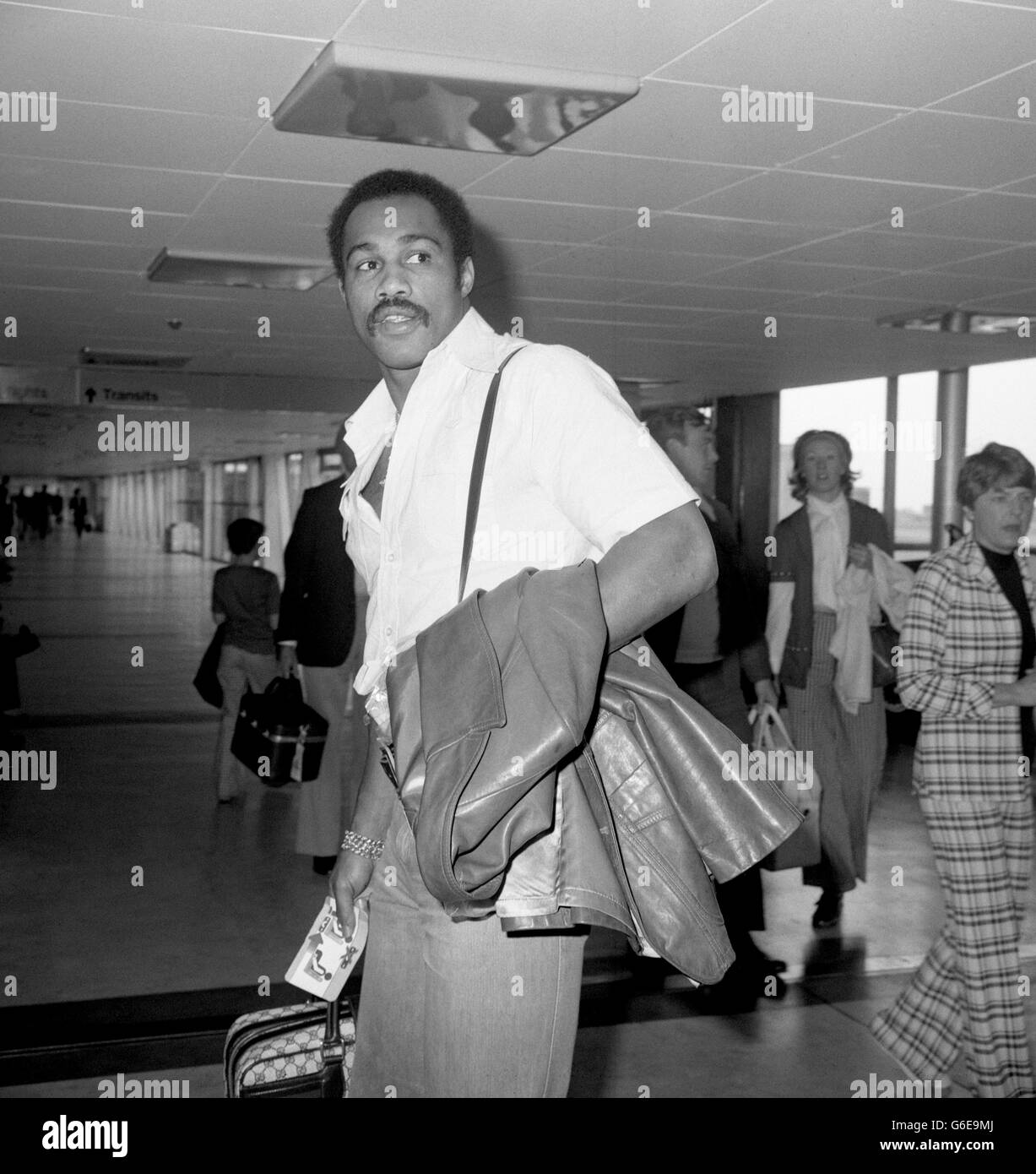 Ken norton hi-res stock photography and images - Alamy