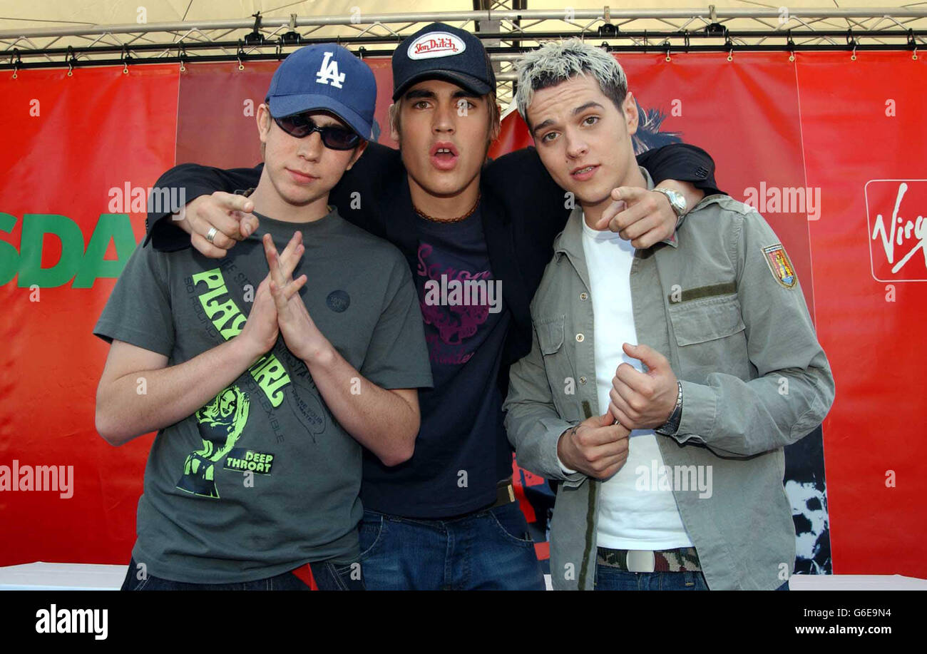 Busted, (from left) James, Charlie and Matt, sign copies of their new ...
