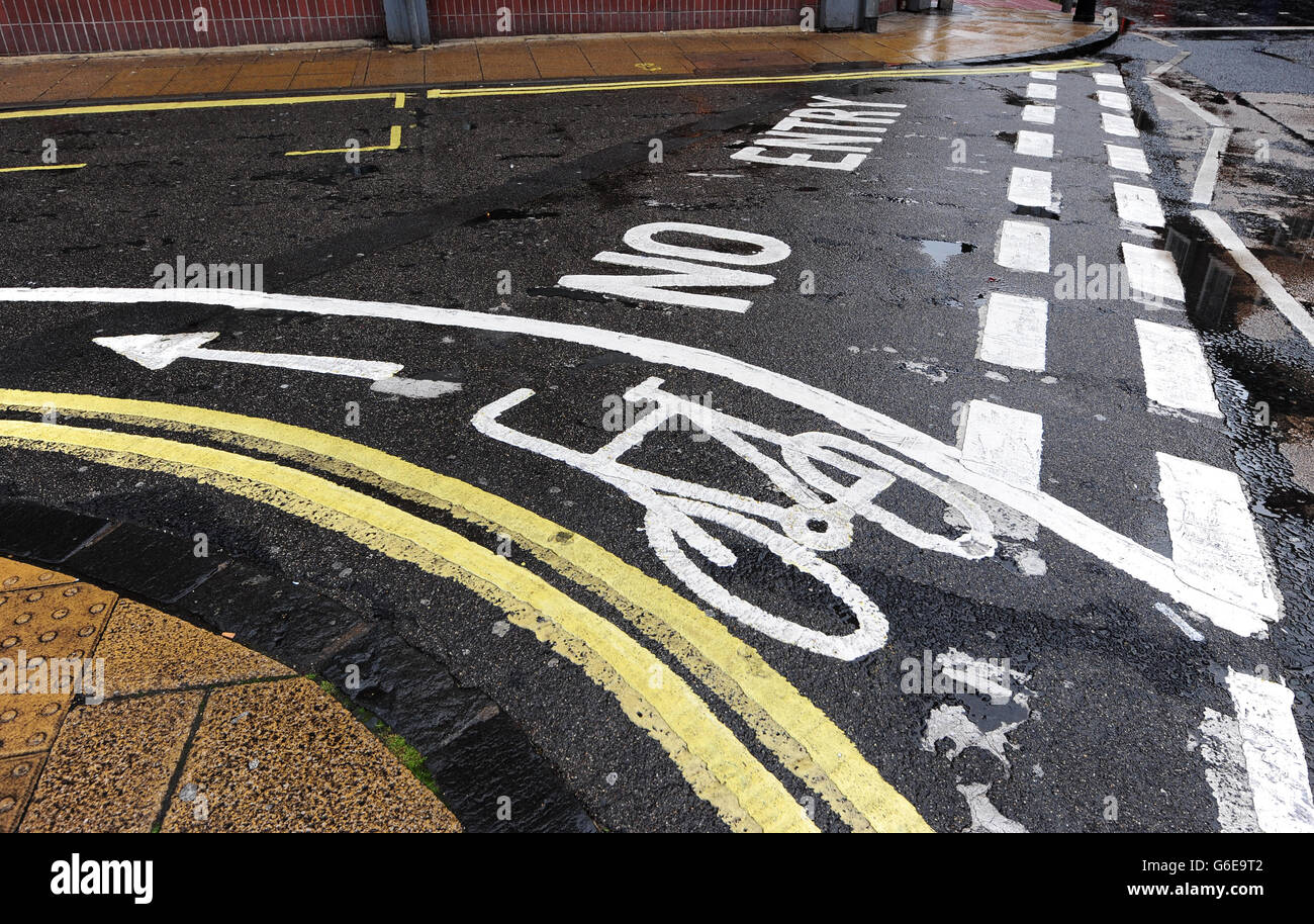 A view of a new controversial contra-flow cycle lane in York city ...