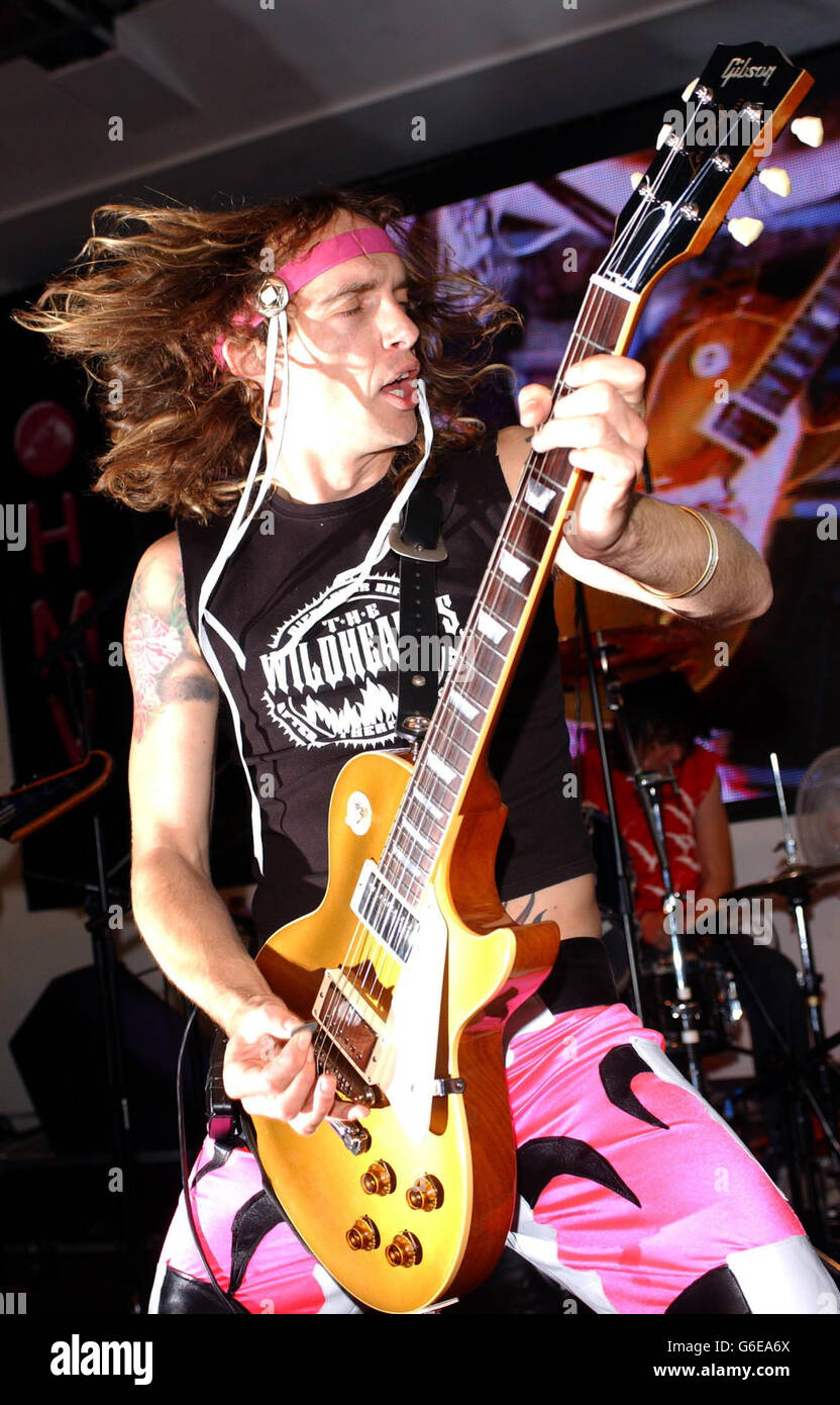 The Lead Singer Of The Darkness High Resolution Stock Photography and ...