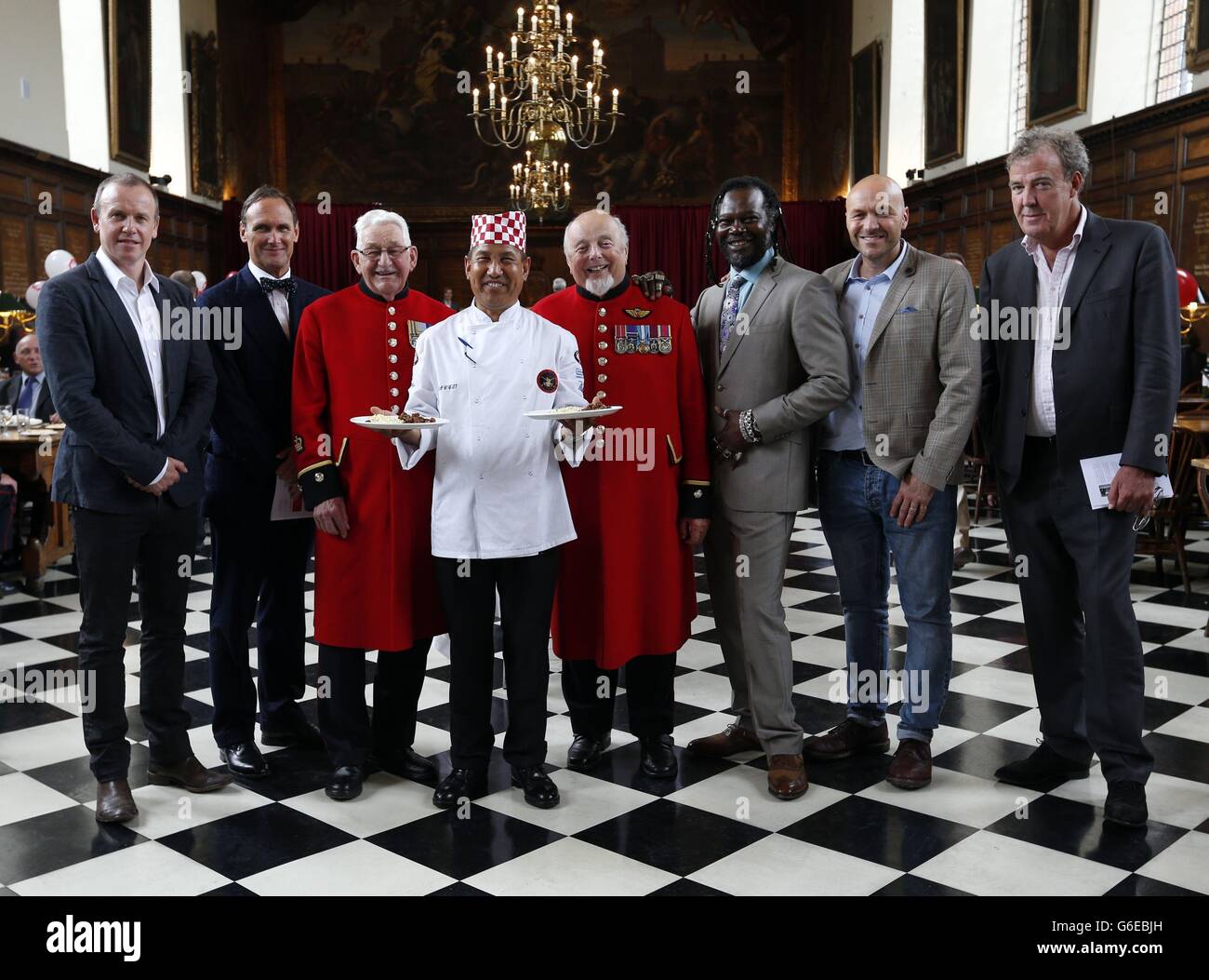 Former Gurkha and chef Pemba Lama (centre) launches the 2013 Big Curry ...