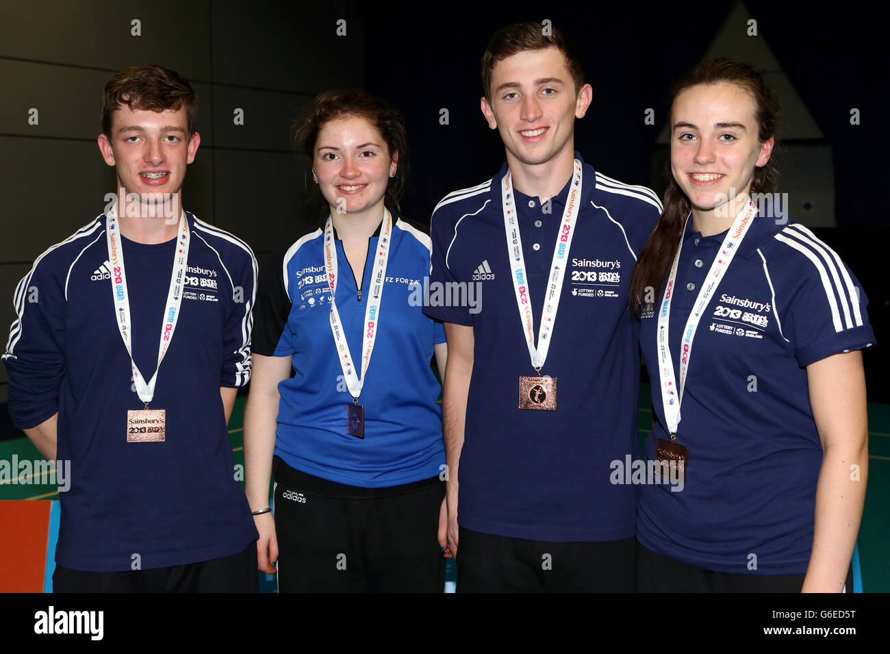 Athletes in the Badminton Mixed Doubles Bronze Medalists show off their ...