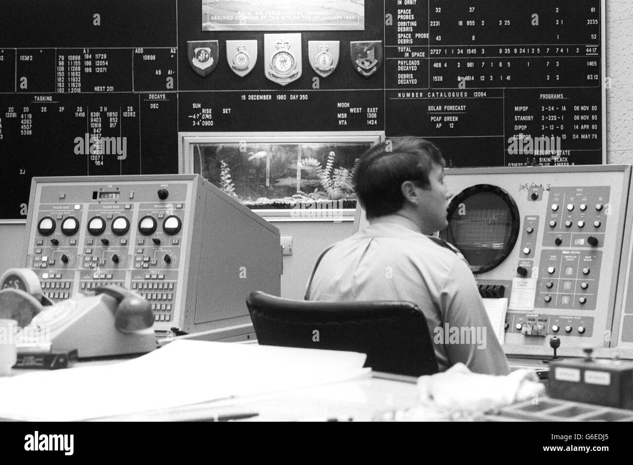 Inside tactical operations room raf fylingdales hi-res stock ...