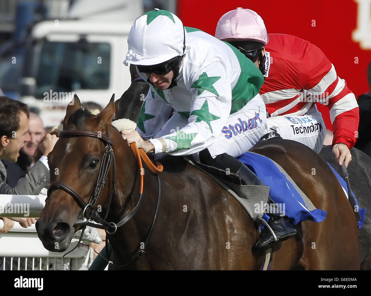 Tom Eaves on Hurryupharriet wins the The Shadwell Stud / E.B.F ...