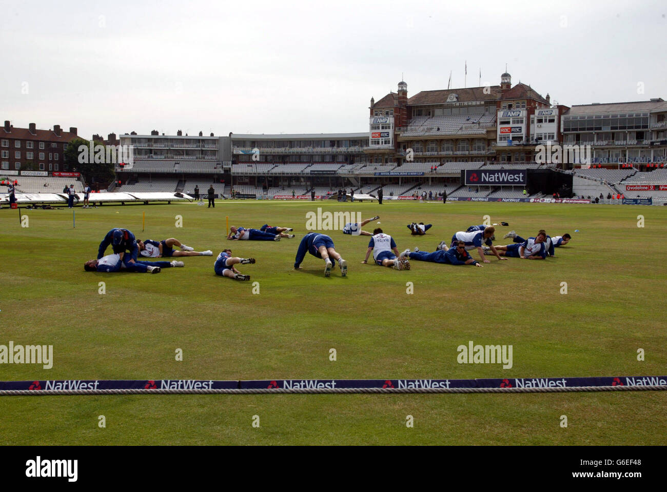 Cricket stretching branding boundary hi-res stock photography and ...