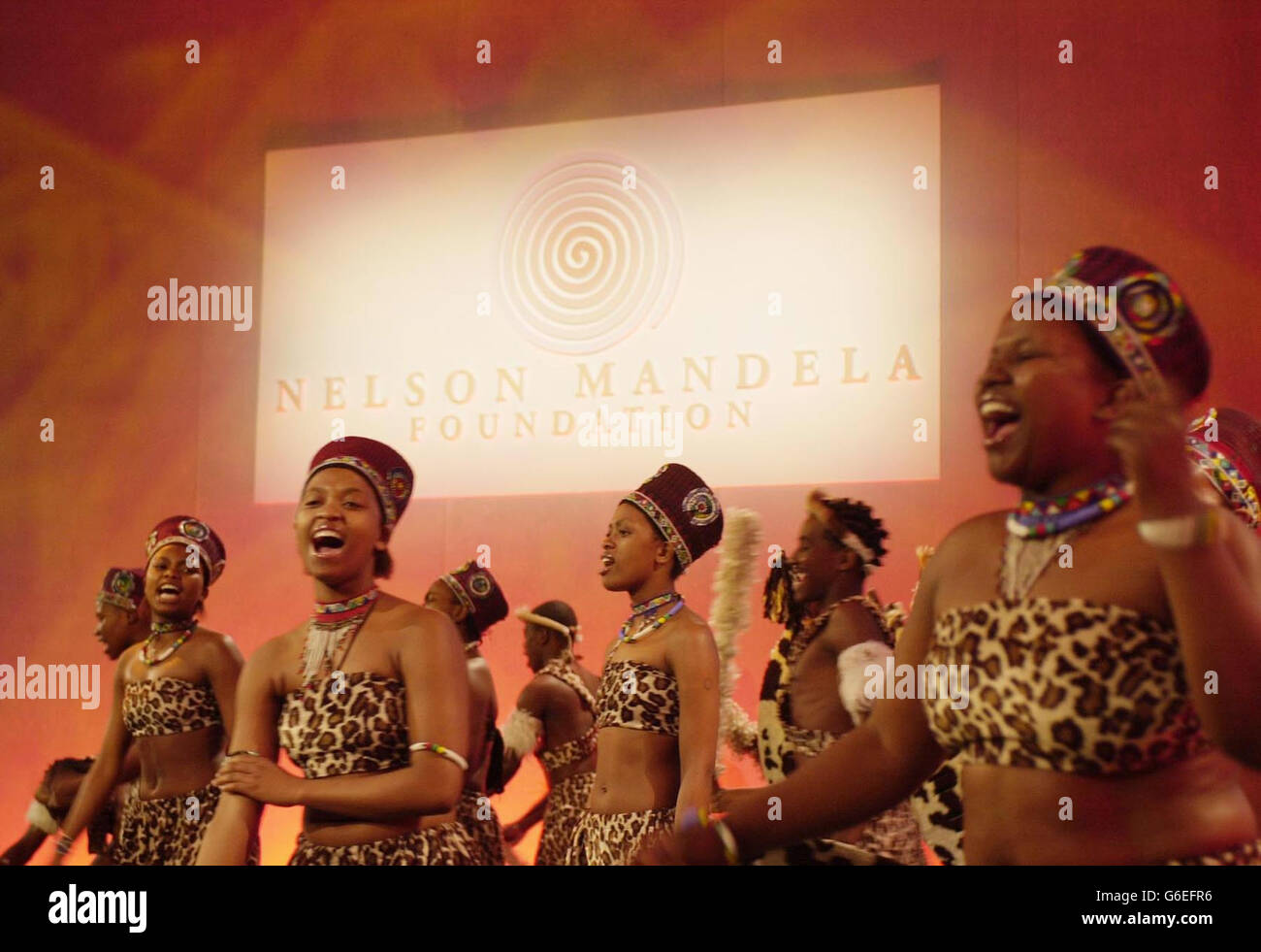 Zulu Dance Troupe High Resolution Stock Photography and Images - Alamy