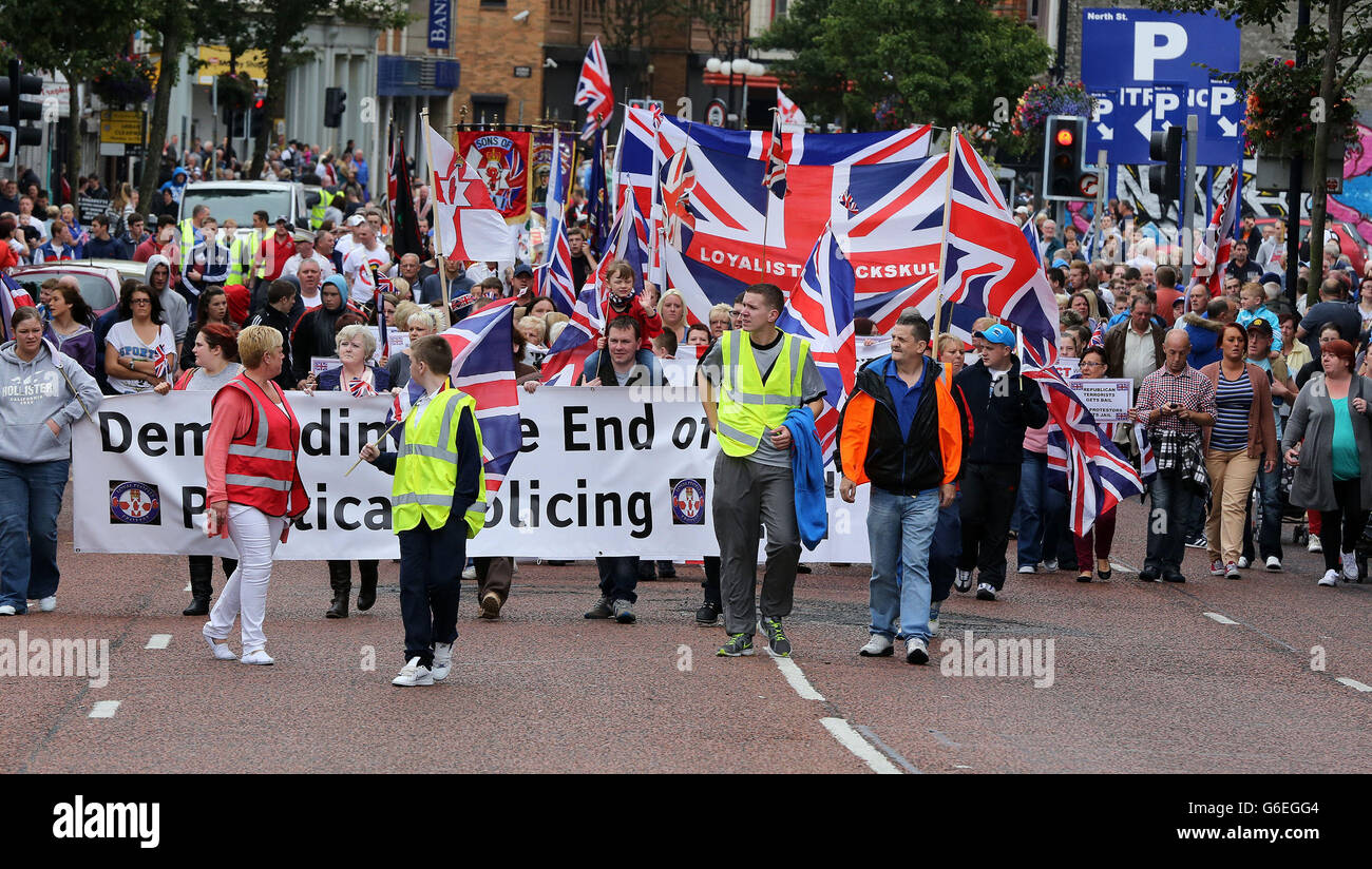 Loyalist parade hi-res stock photography and images - Alamy