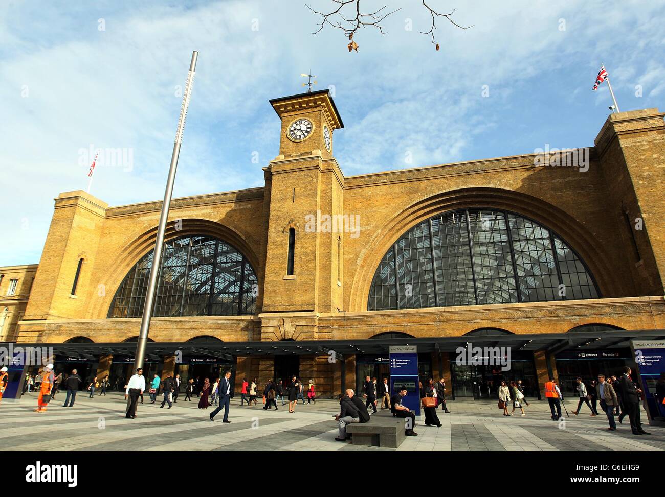 Opening of Kings Cross Square Stock Photo - Alamy