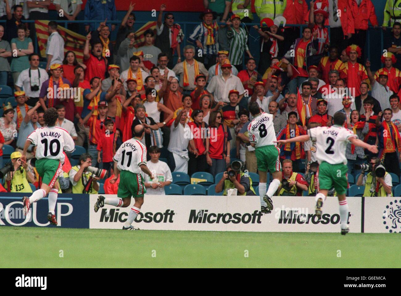 International Soccer -Euro 96. Spain v Bulgaria Stock Photo - Alamy