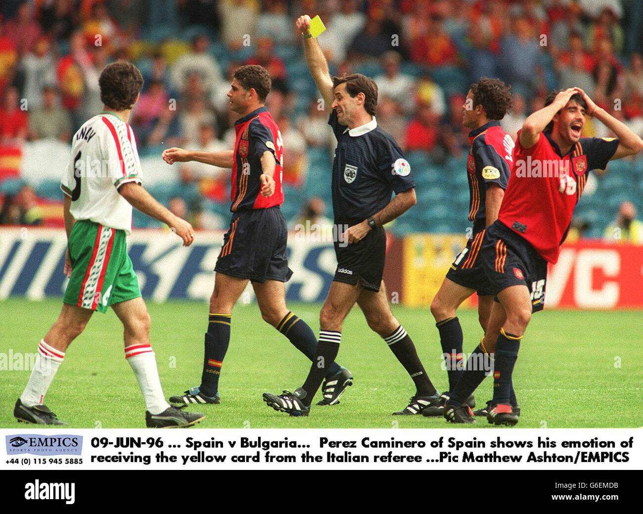 Soccer euro 96 spain v bulgaria hi-res stock photography and images - Alamy