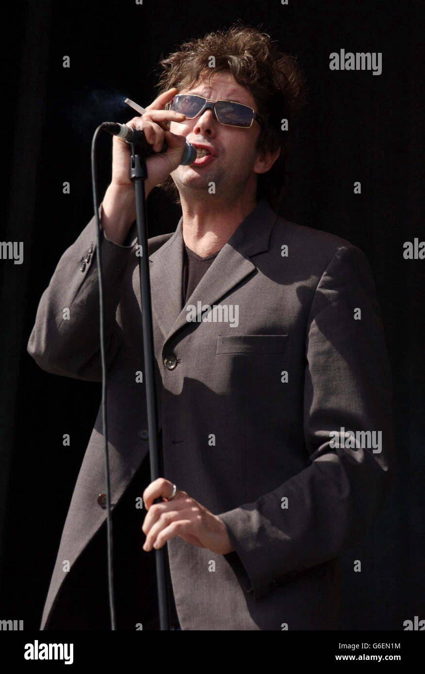 Lead singer of Echo & The Bunnymen, Ian McCulloch, performing on the V ...