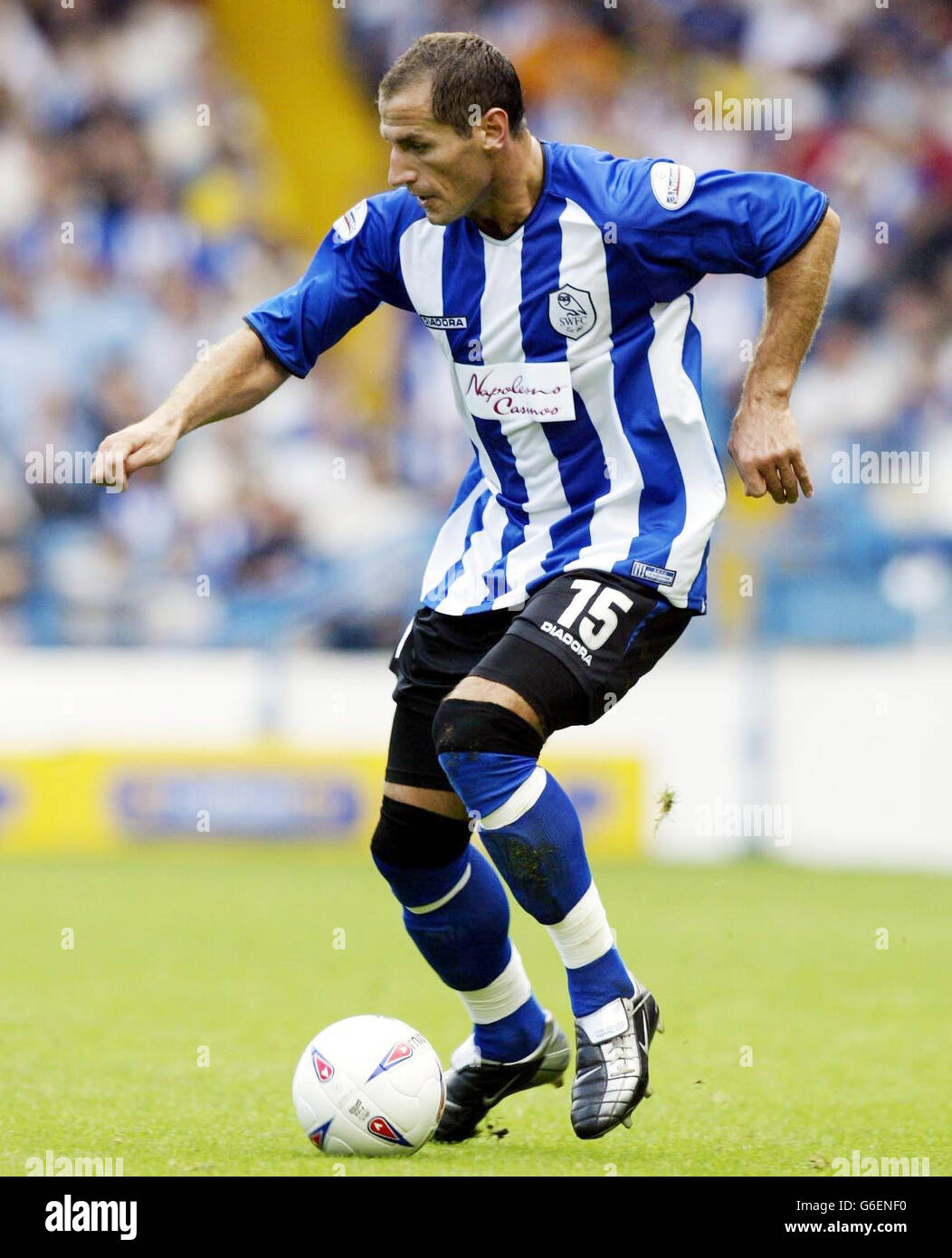 Sheffield Wednesday's Shefki Kuqi takes on the Oldham defenders, during ...
