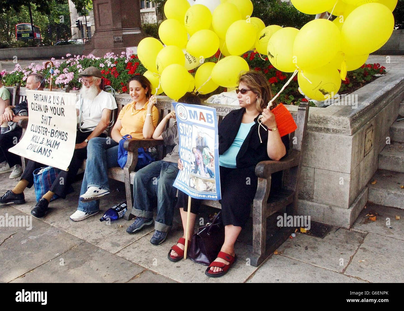 Children against war hi-res stock photography and images - Alamy