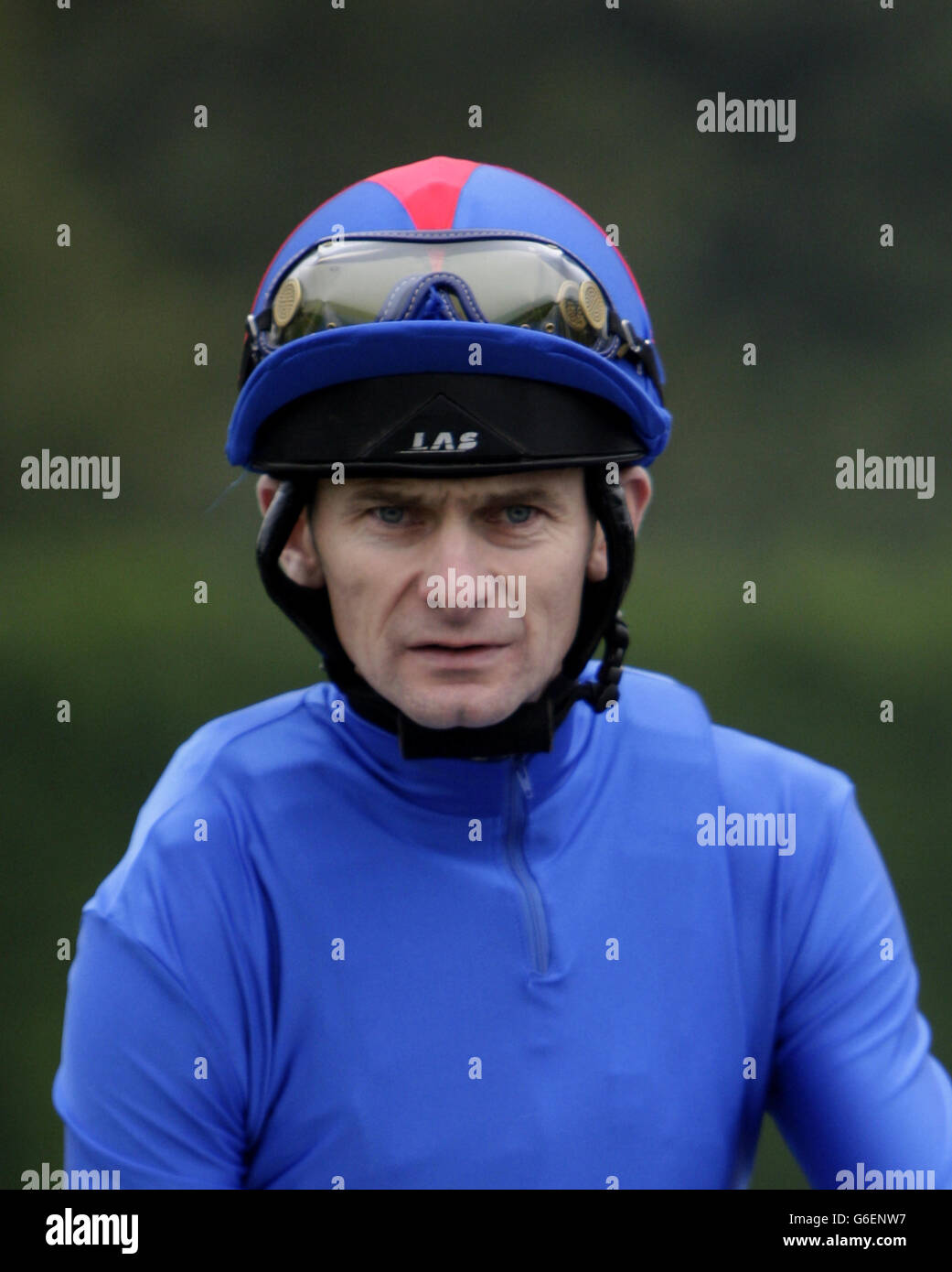 Jockey robert havlin at nottingham racecourse hi-res stock photography ...