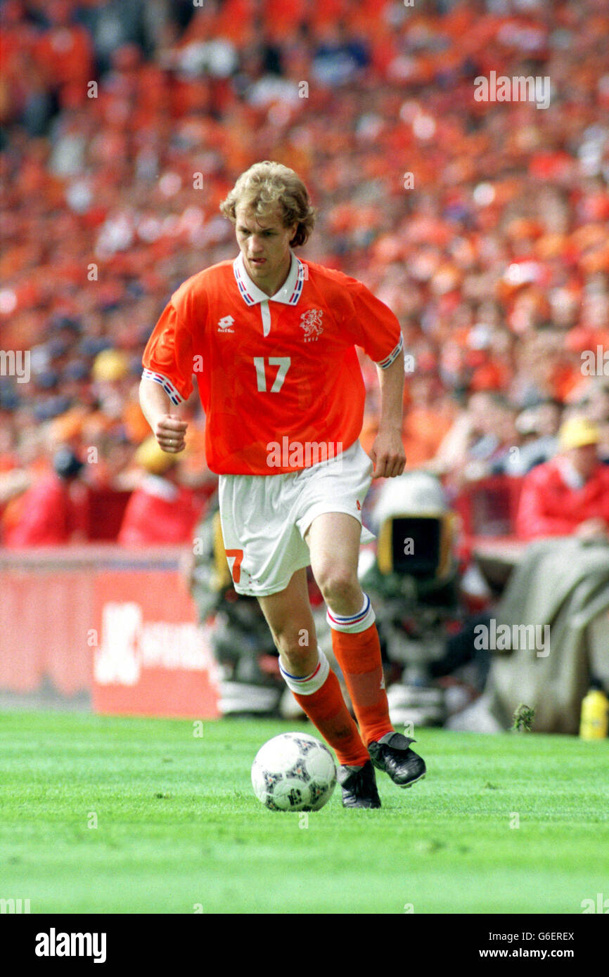 Soccer - Euro 96 - Scotland v Holland Stock Photo - Alamy