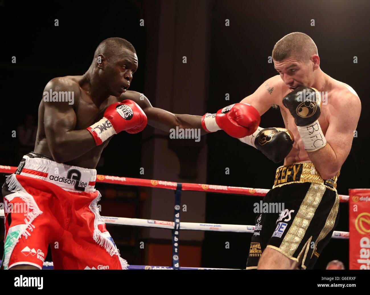 Boxing British Light Middleweight Title Stock Photos & Boxing British ...