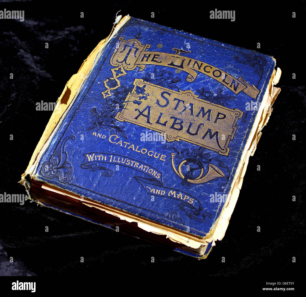 Vintage album hi-res stock photography and images - Alamy