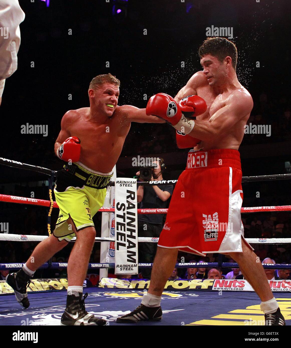 Boxing - Copper Box Arena Stock Photo - Alamy